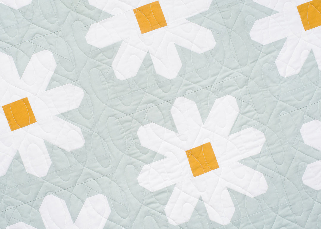 PRINTED Fresh as a Daisy Quilt Pattern – Pen and Paper Patterns
