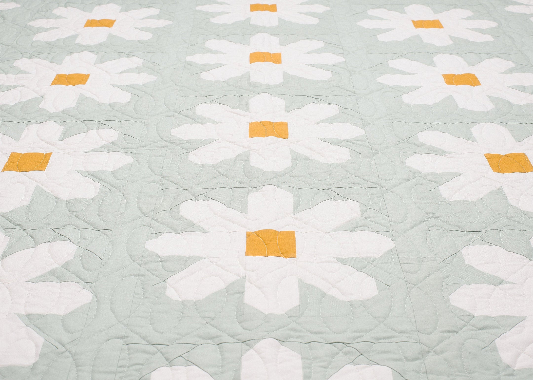PDF Fresh as a Daisy Quilt Pattern – Pen and Paper Patterns